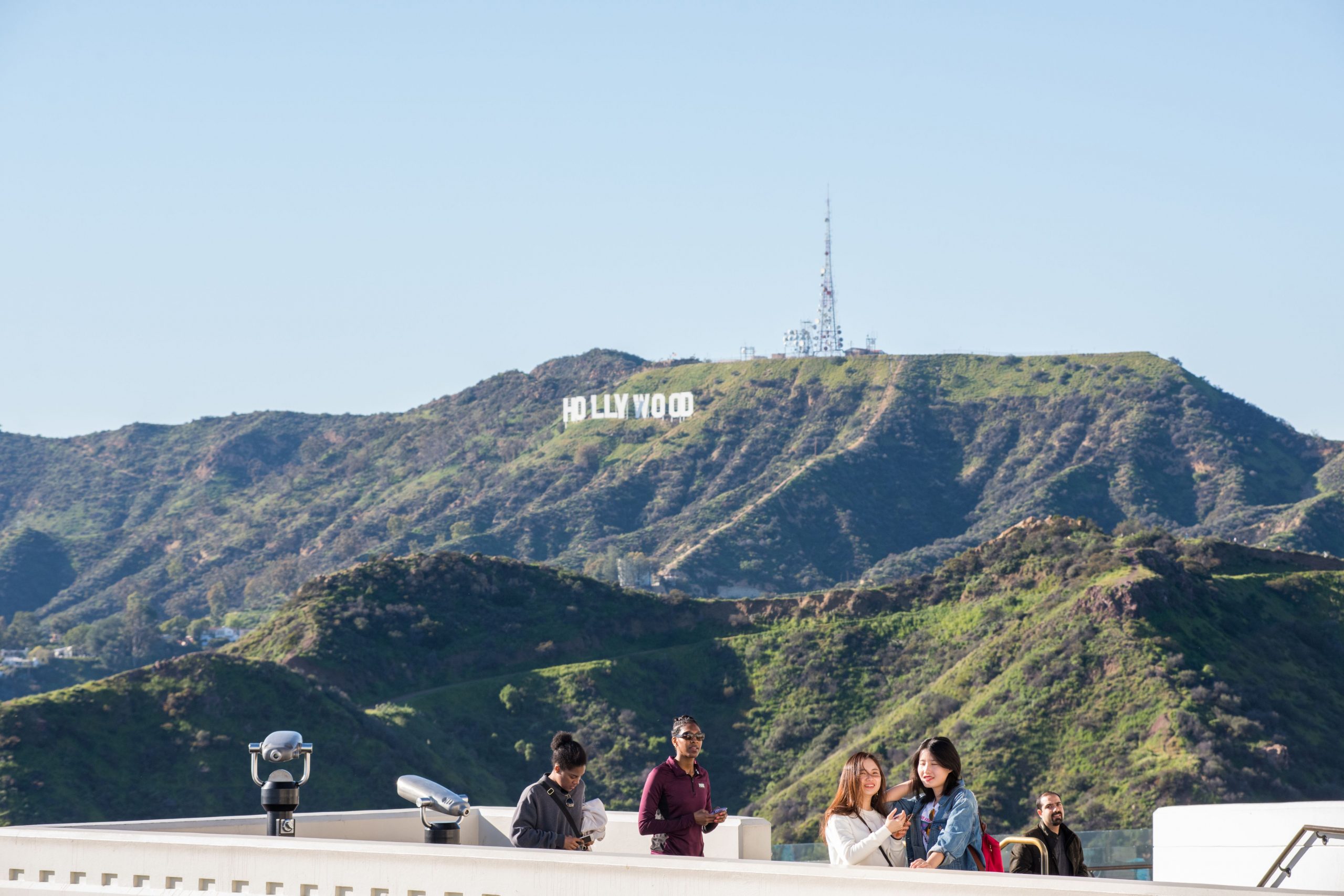 Egy felirat mind fölött: az ikonikus Hollywood felirat - 1. rész ...